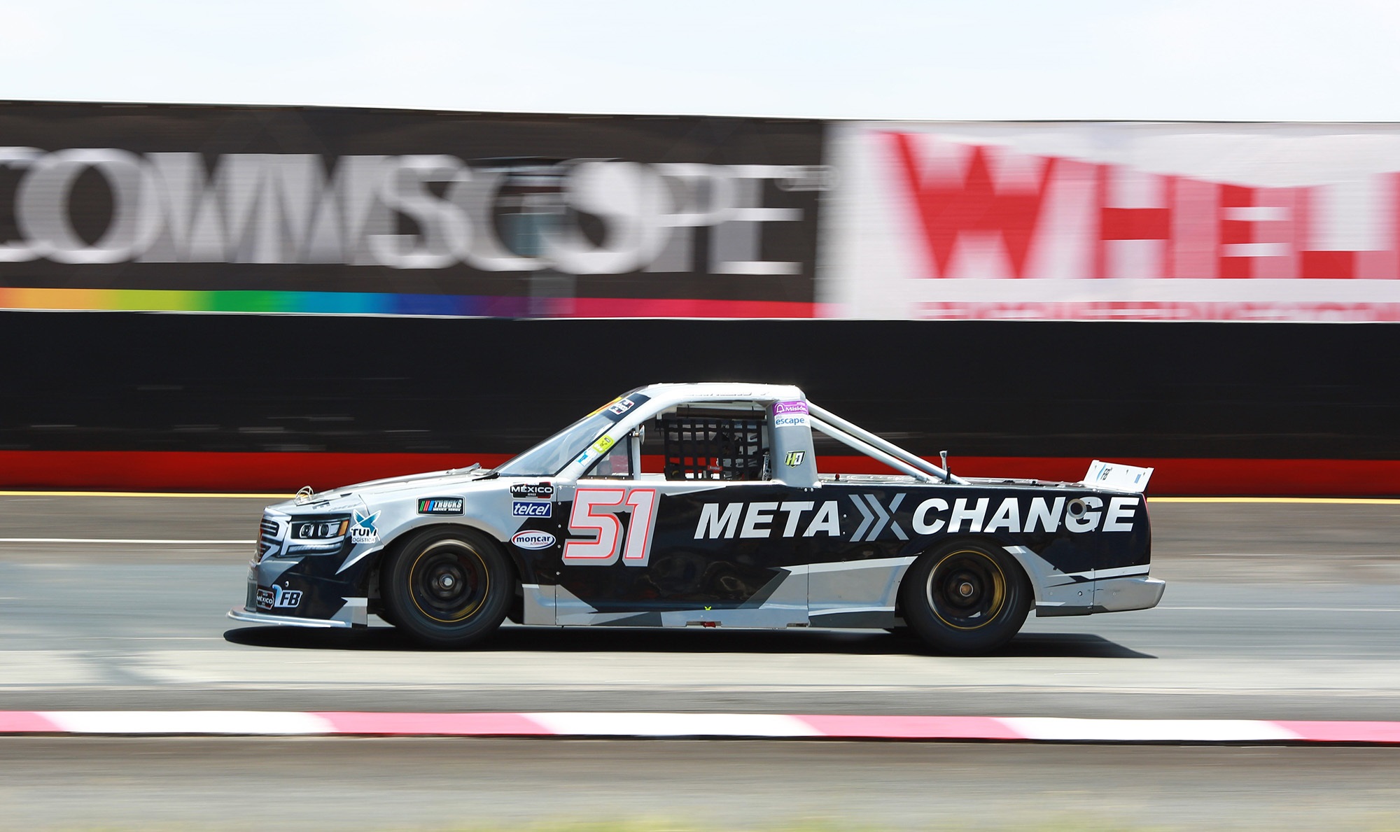 EDWIN ARENAS, SORPRENDE Y TOMA LA “POLE” DE TRUCKS MÉXICO SERIES EN SAN ...